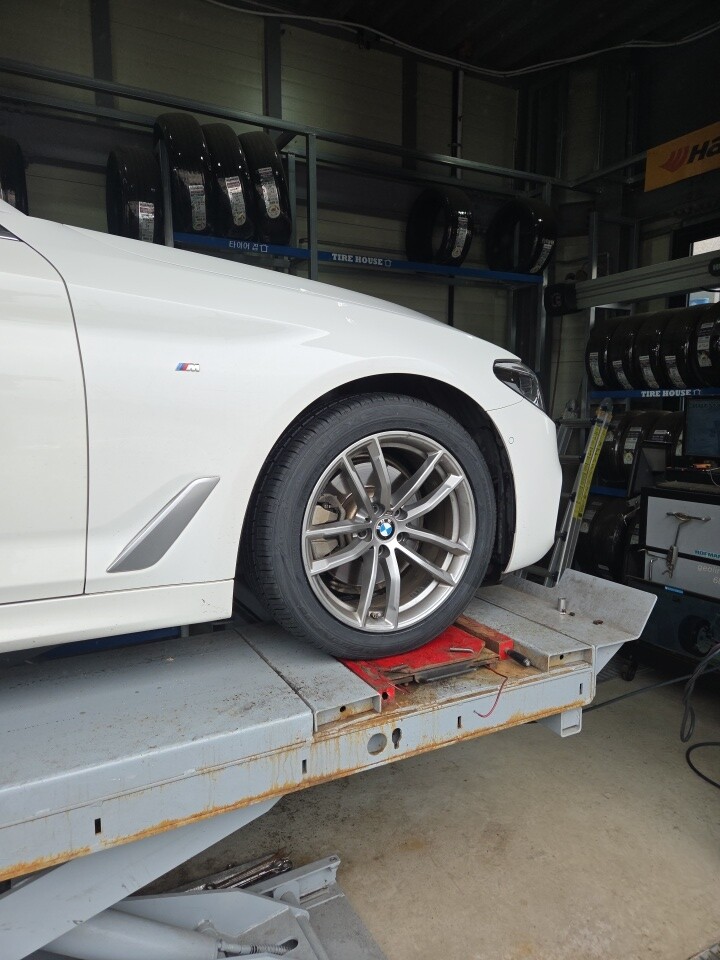 넥센타이어 엔페라 AU5 245/45R18 [전국무료장착] - 에누리 가격비교